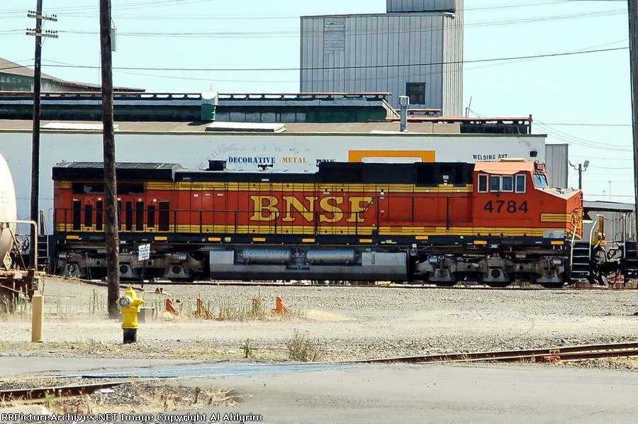 BNSF 4784